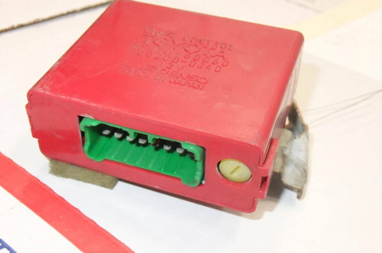 OEM Light Control Relay Module Lexus Ls400 1994 89110-50060